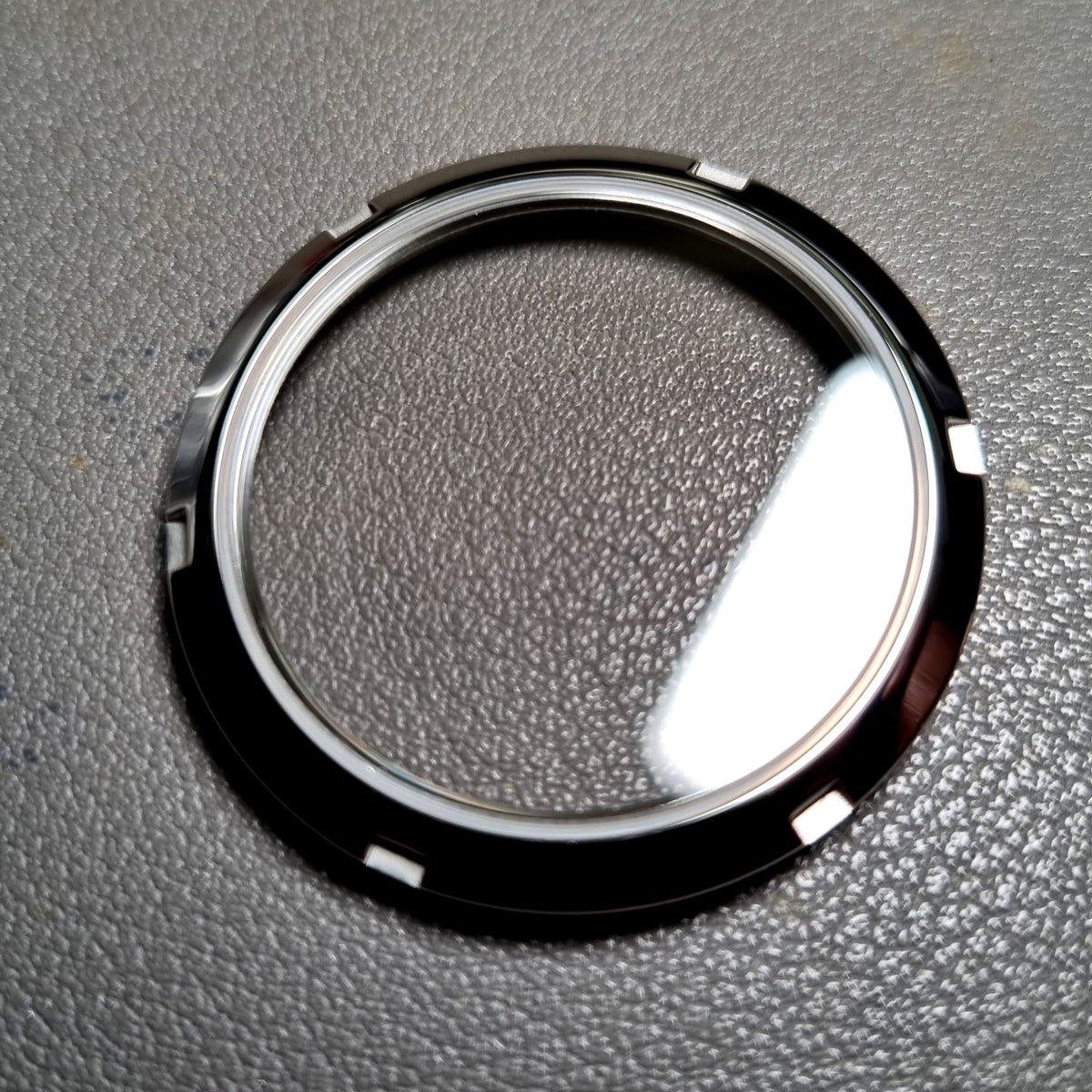 CAS017 Slim Sapphire Case Back for SKX Replacement – Mod Mode Watches